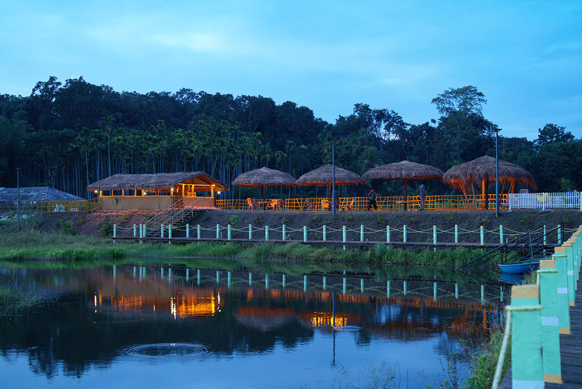 Explore Activities - Mystery Maze Resort